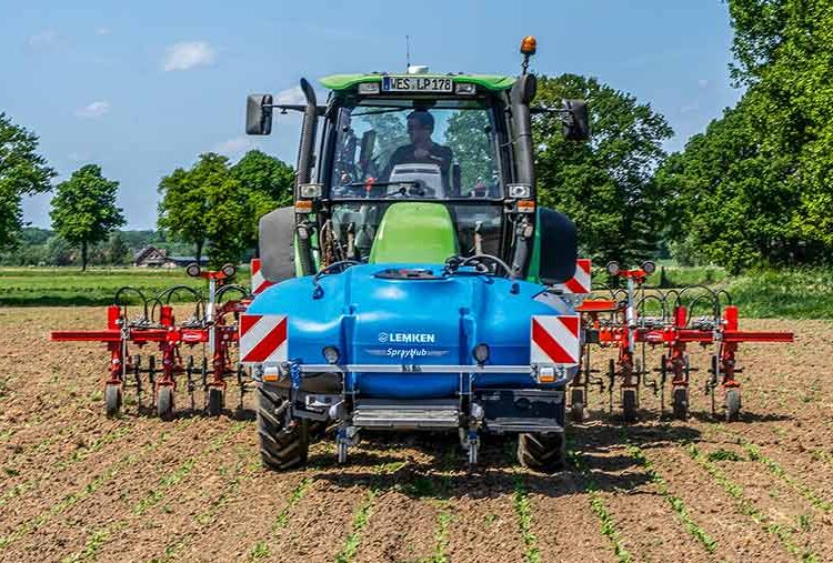 Lemken adapts front tank for band spraying herbicide